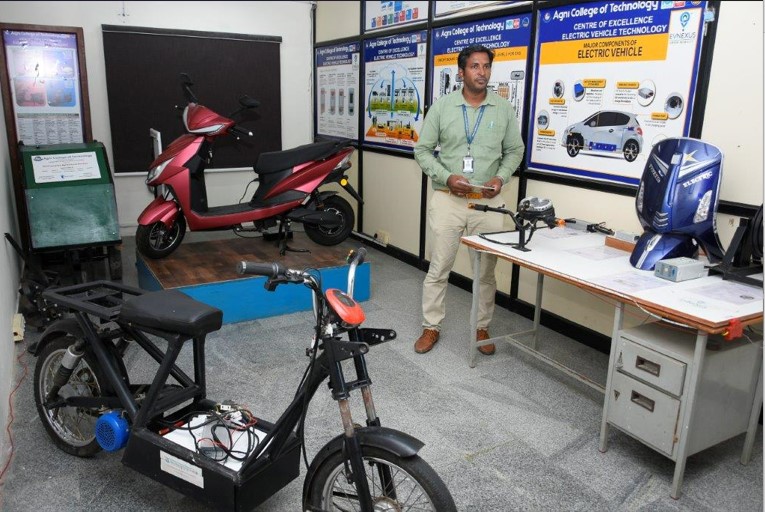 Agni College of Technology Images & Videos: Campus Infrastructure ...